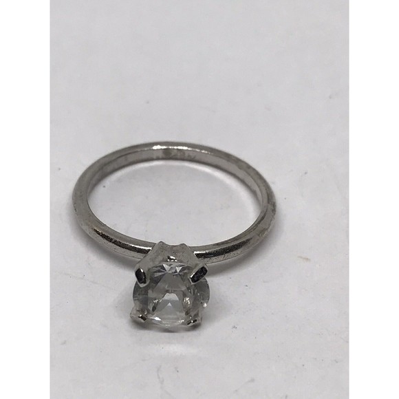 Uncas | Jewelry | Uncas Mfg Co Solitaire Ring Size 8 | Poshmark